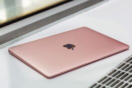 Shift key on Mac: Here's where it is on the Apple keyboard - Practical Tips