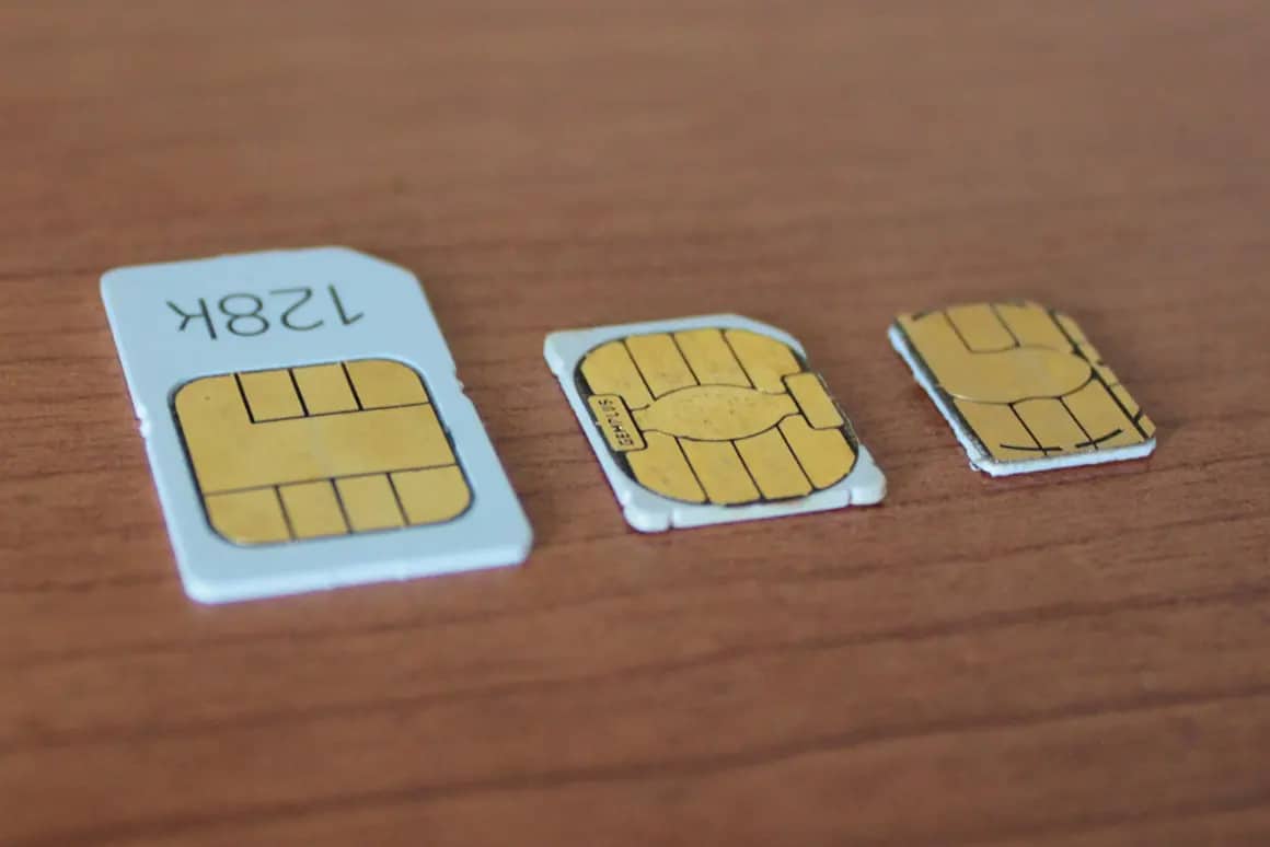 Cut SIM card to size: Use a template to make a nano- or micro-SIM ...
