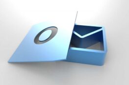 Outlook: 配信リストの作成 - Practical Tips