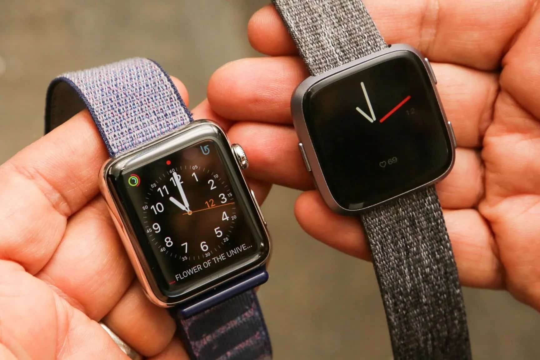 Fitbit or Apple Watch: a comparison - Practical Tips