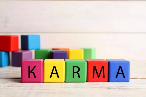 Karma: meaning and origin simply explained - Practical Tips
