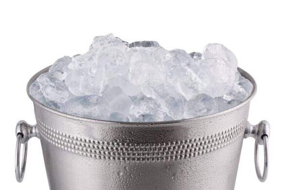 How long does water ice take to freeze? Simply explained - Practical Tips