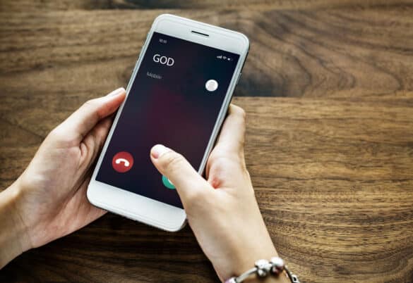 Phone screen turns off during calls — solutions - Practical Tips